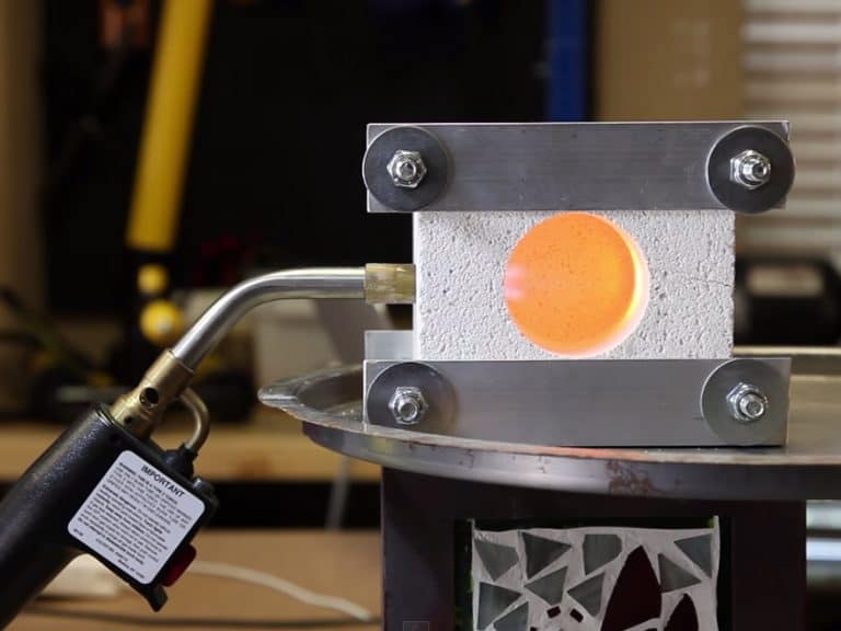 How to make a homemade Mini Forge - The Geek Pub