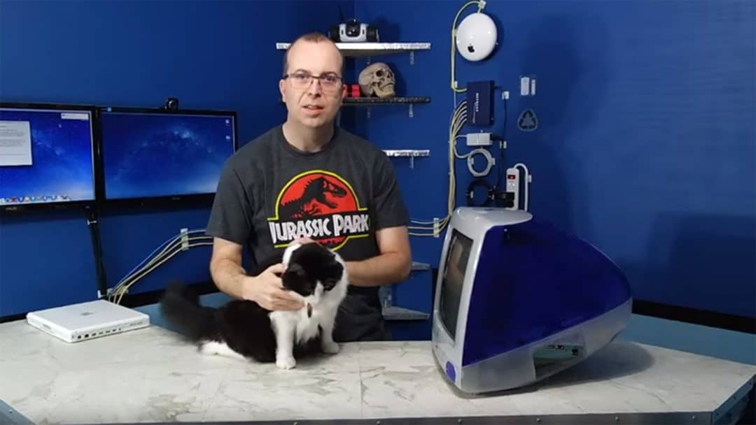 Make an iMac Cat House - The Geek Pub