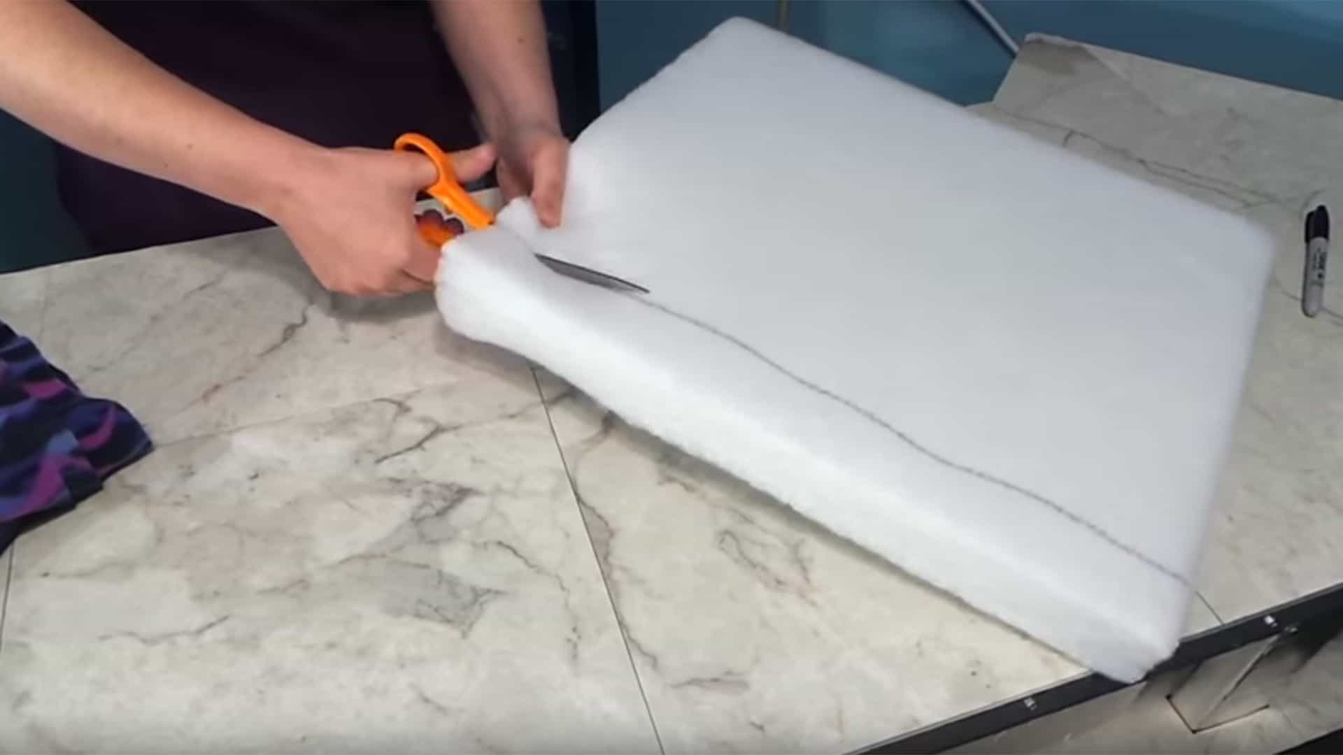 Make an iMac Cat House - The Geek Pub