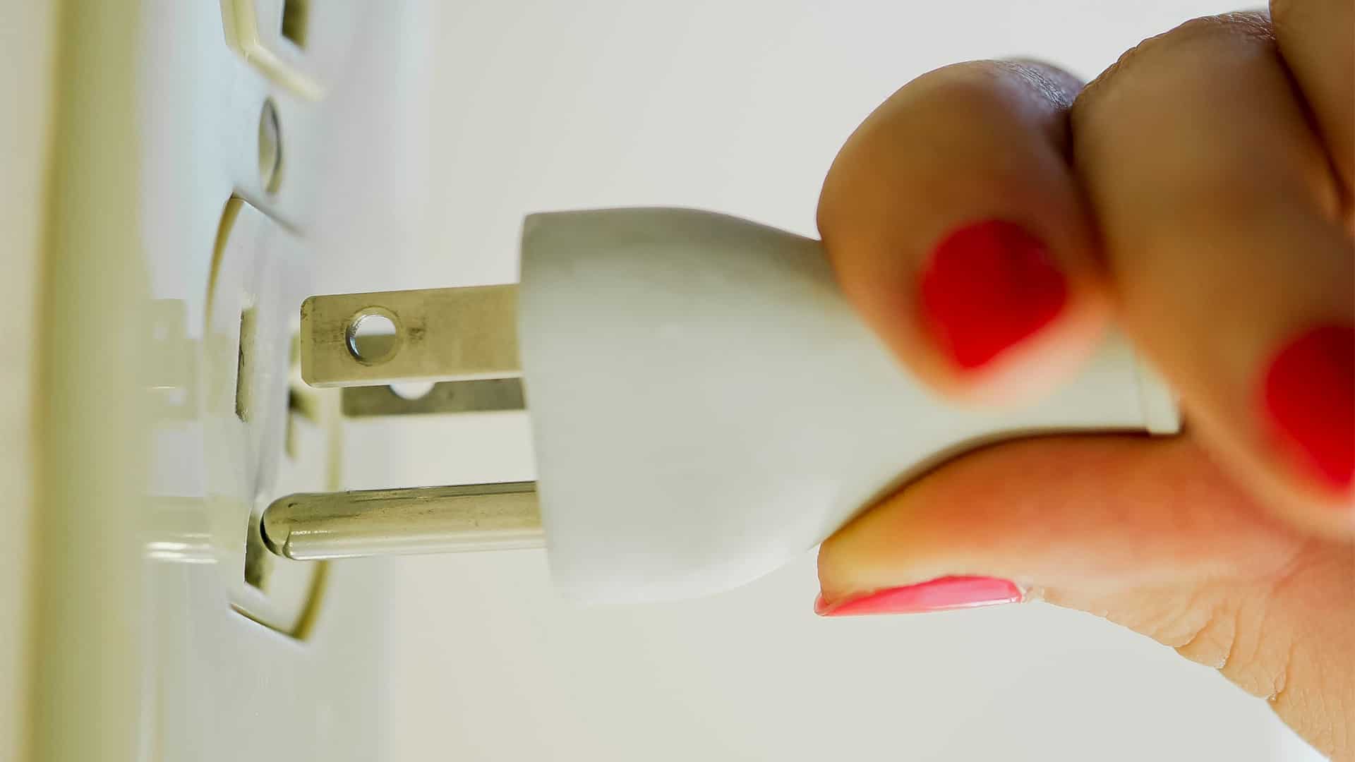 Handheld Router Safety Tips - The Geek Pub