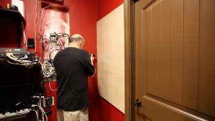 Installing a 19" Network Rack (at home) - The Geek Pub