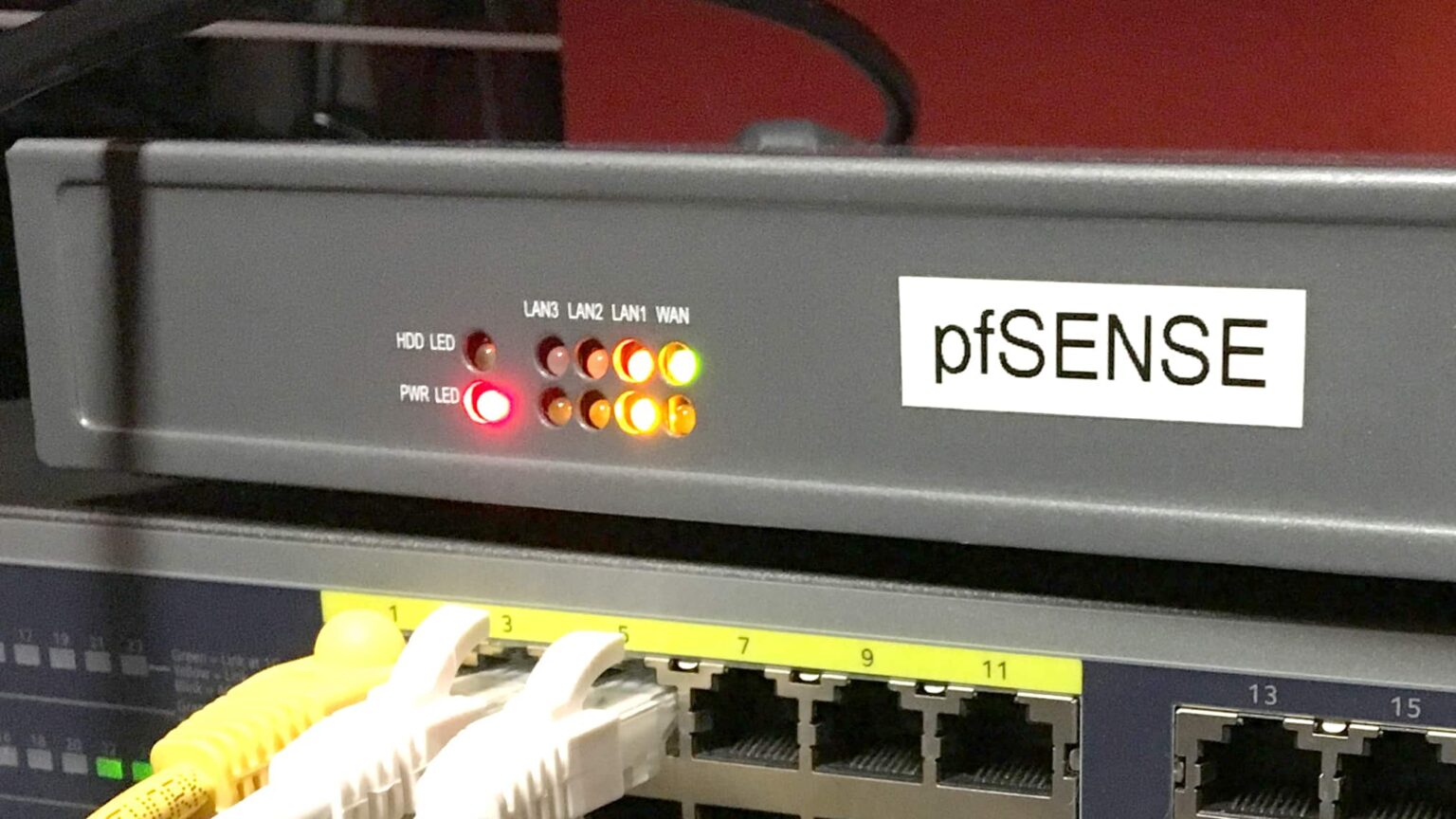 Ethernet Switch Between the ONT and the Router (FiOS) - The Geek Pub