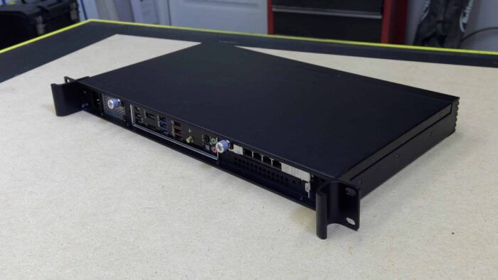What does 1U, 2U, 3U Mean? Rack Units Explained - The Geek Pub