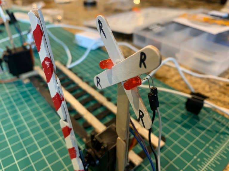 Arduino Train Crossing Project - The Geek Pub