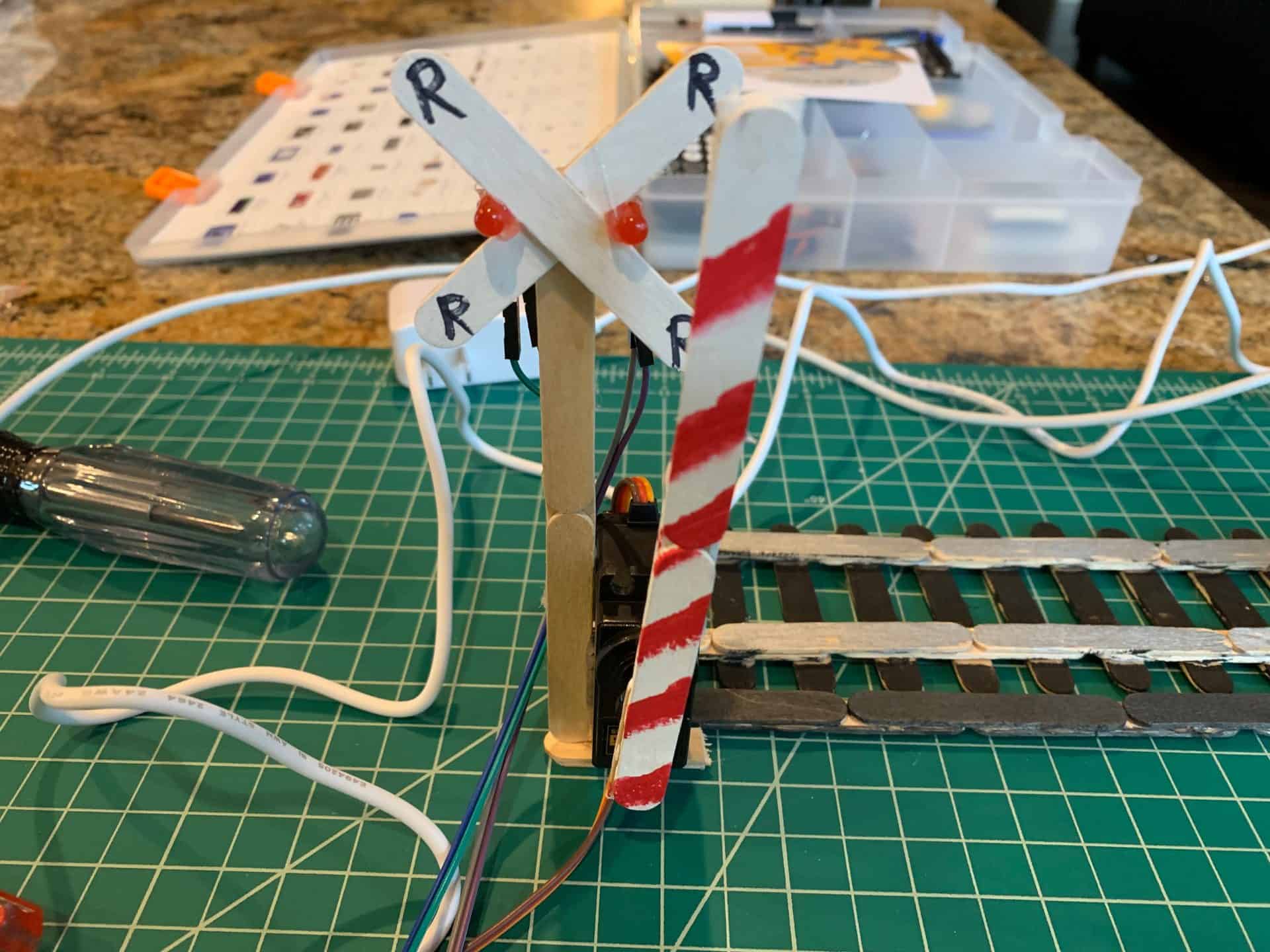 Arduino Train Crossing Project - The Geek Pub