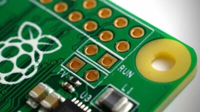 How I2C Works (I2C Explained Simply) - The Geek Pub