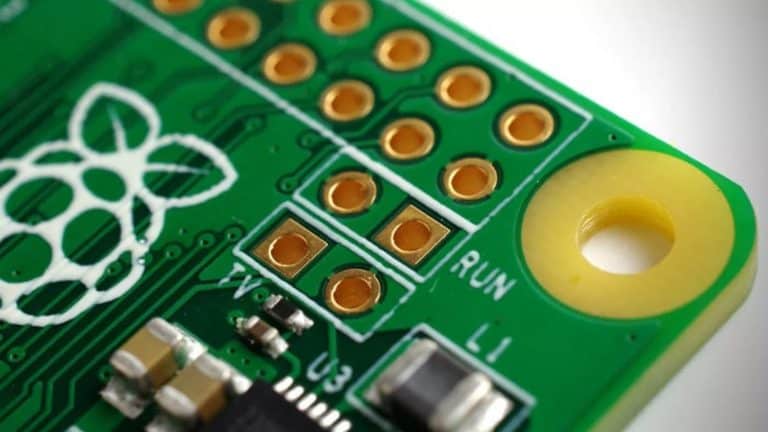 How I2C Works (I2C Explained Simply) - The Geek Pub