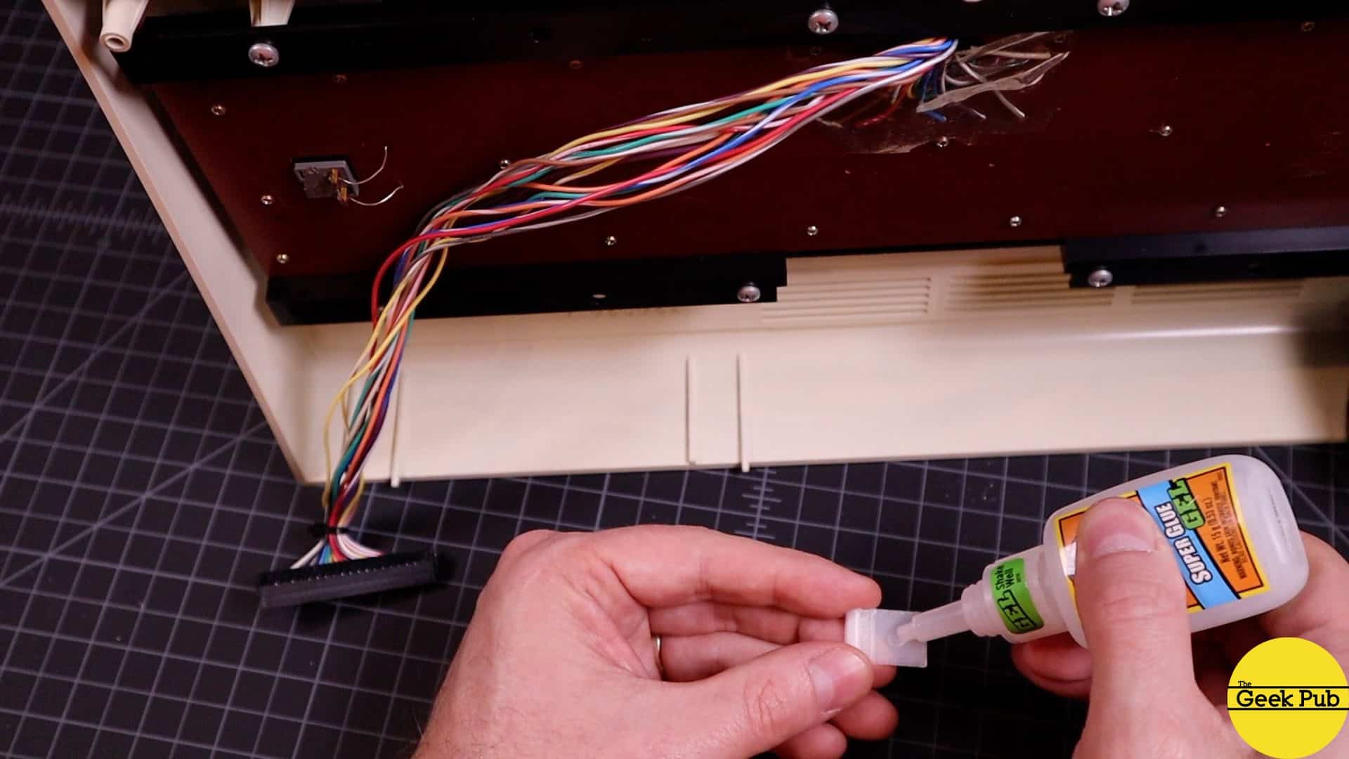 Commodore VIC-20 Clip Repair (3D Printed) - The Geek Pub