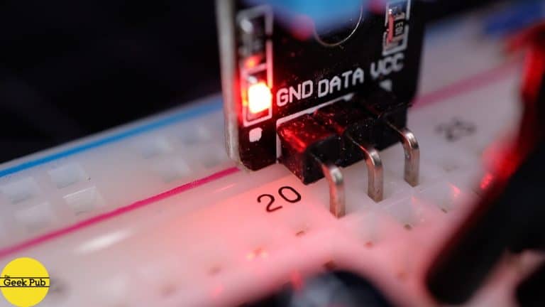 Using the DHT11 Temperature Sensor with the Raspberry Pi - The Geek Pub