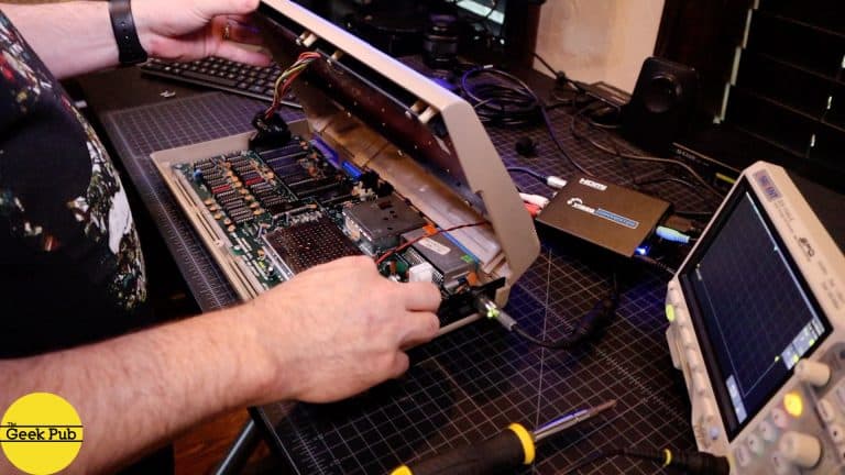 Oscilloscope Tutorial Learn The Basics The Geek Pub