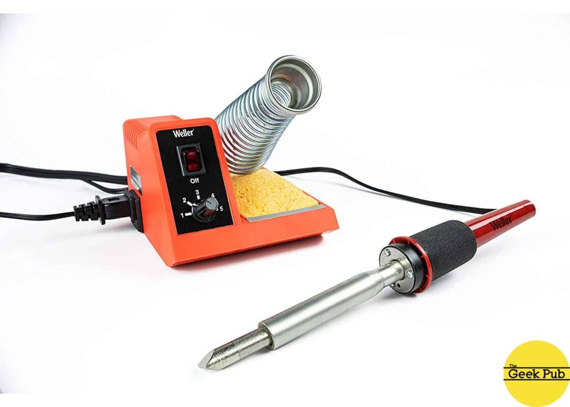 The Best Soldering Stations (Updated for 2022) - The Geek Pub