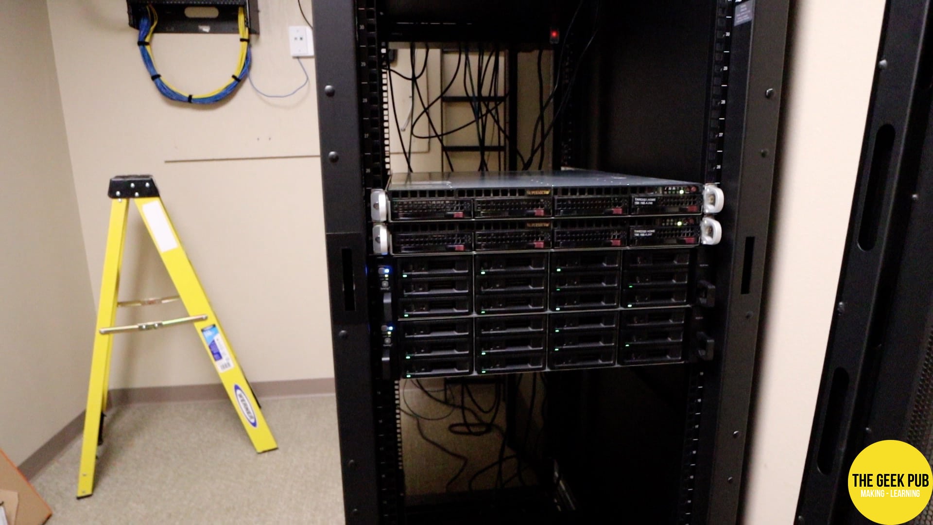 New Building Network - The Geek Pub