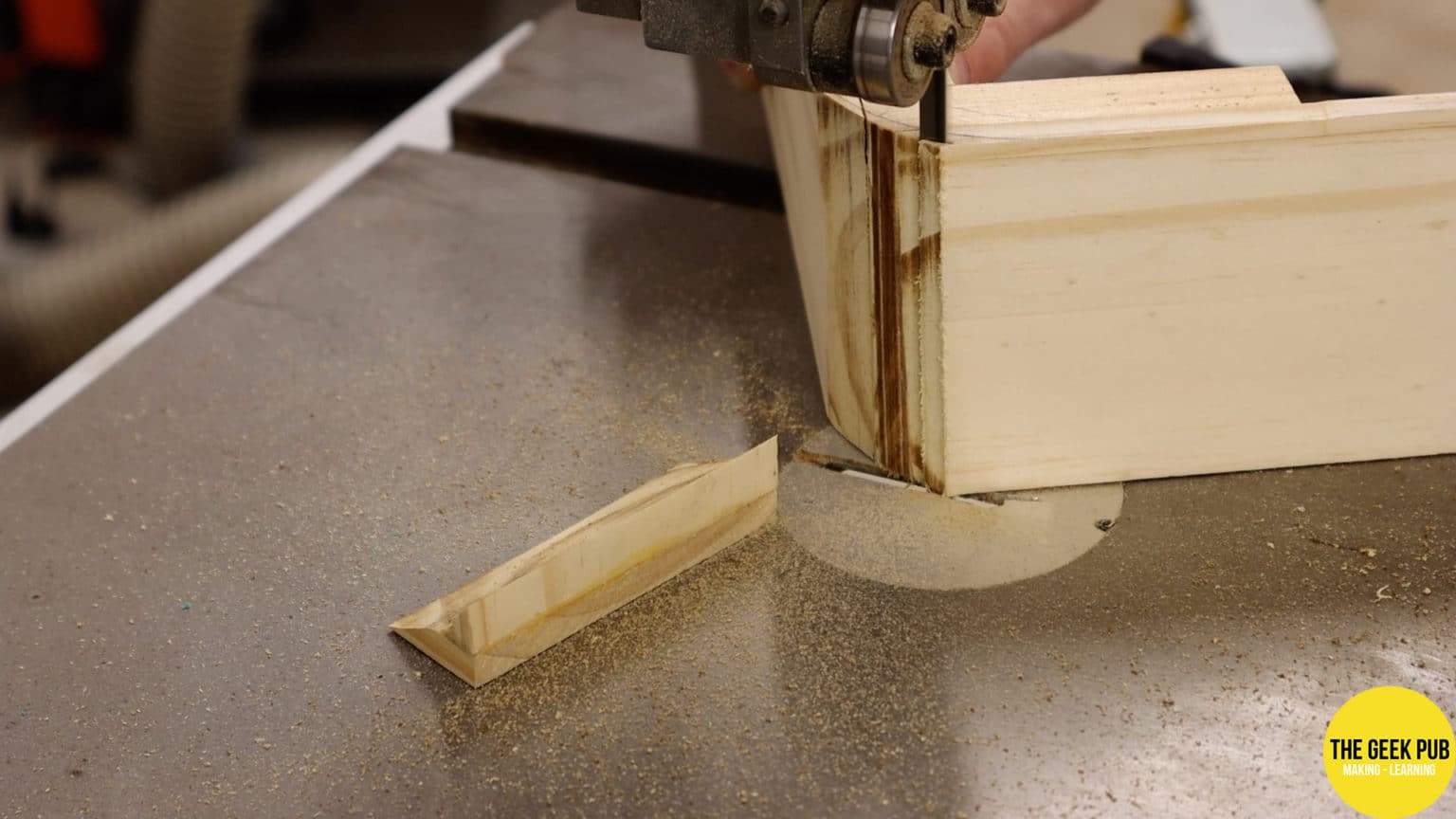 The Apple 1 Case - The Geek Pub