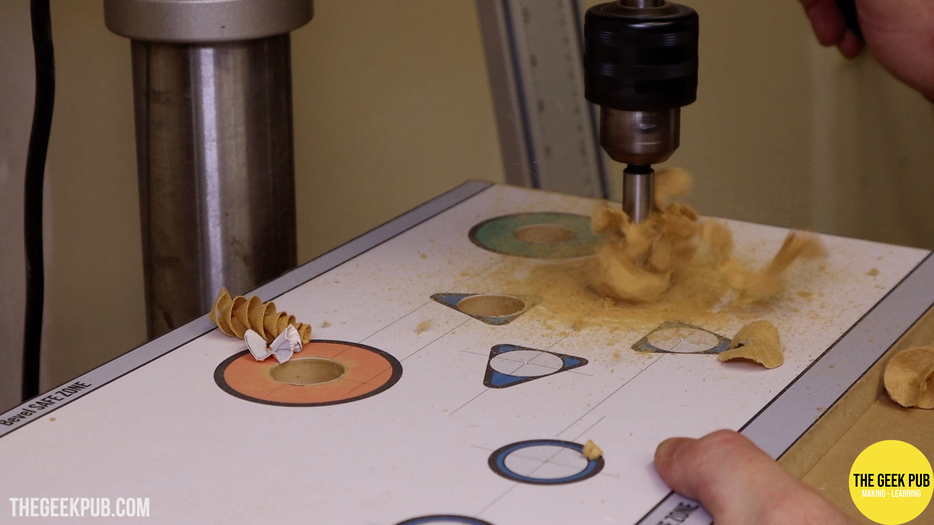 PETSCII Robots Arcade Cabinet Build - The Geek Pub