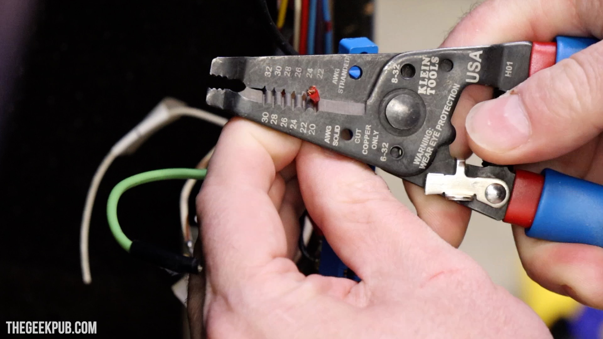 Space Invaders Arcade Repair - The Geek Pub