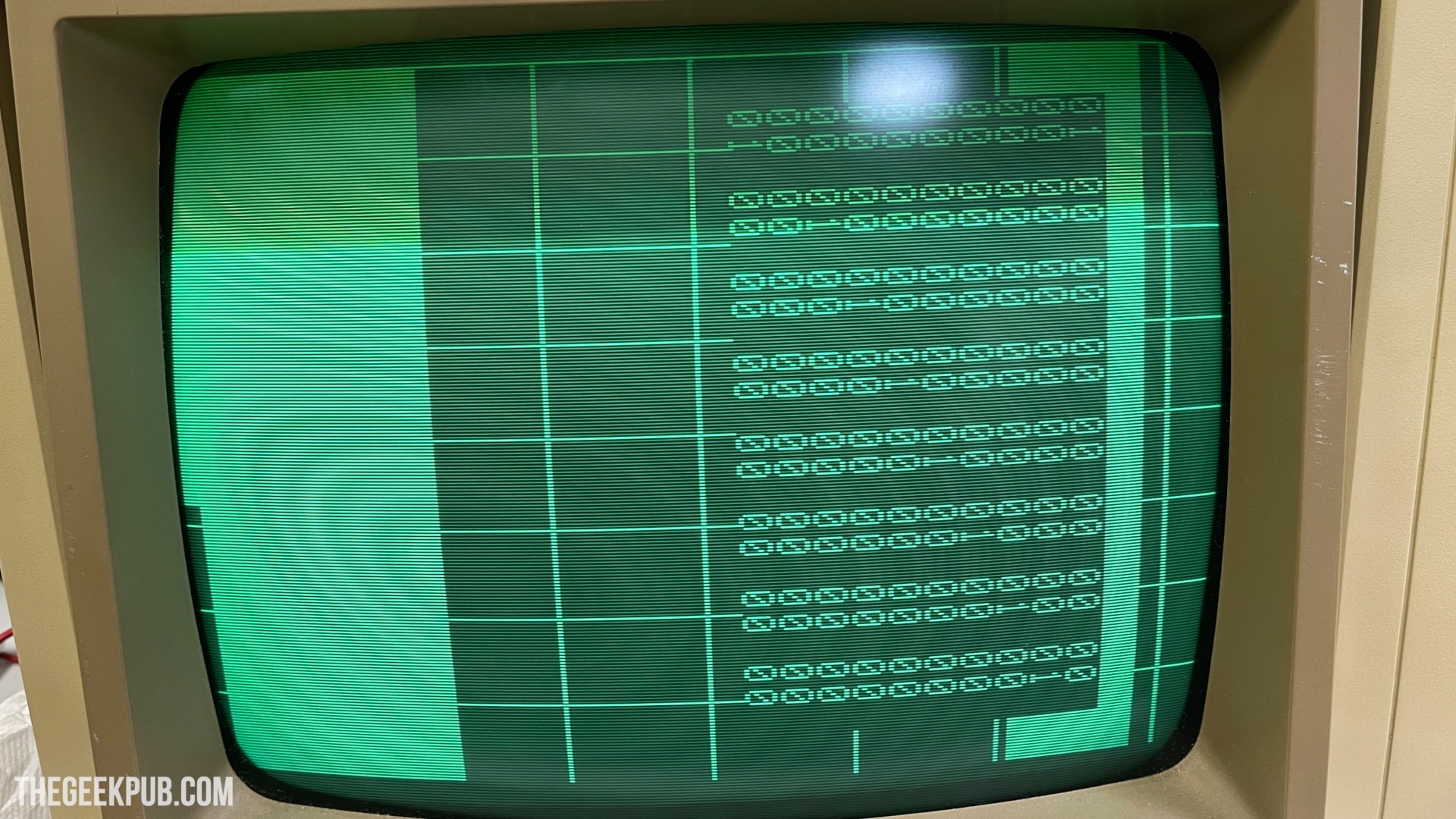 Space Invaders Arcade Repair - The Geek Pub