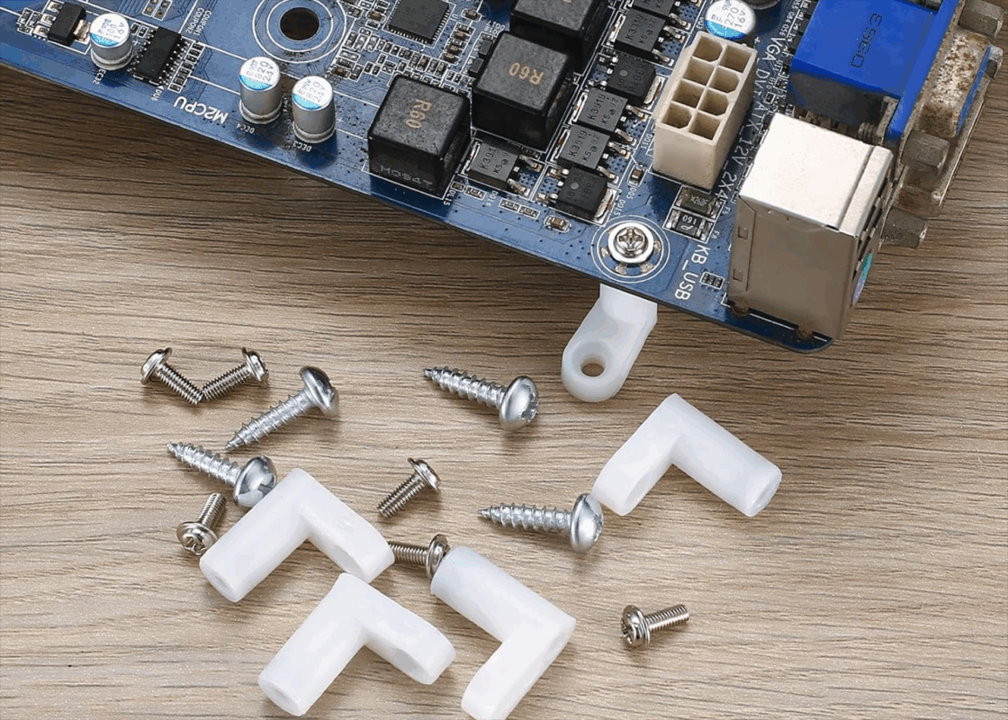 Monitor Mounting Screws - The Geek Pub